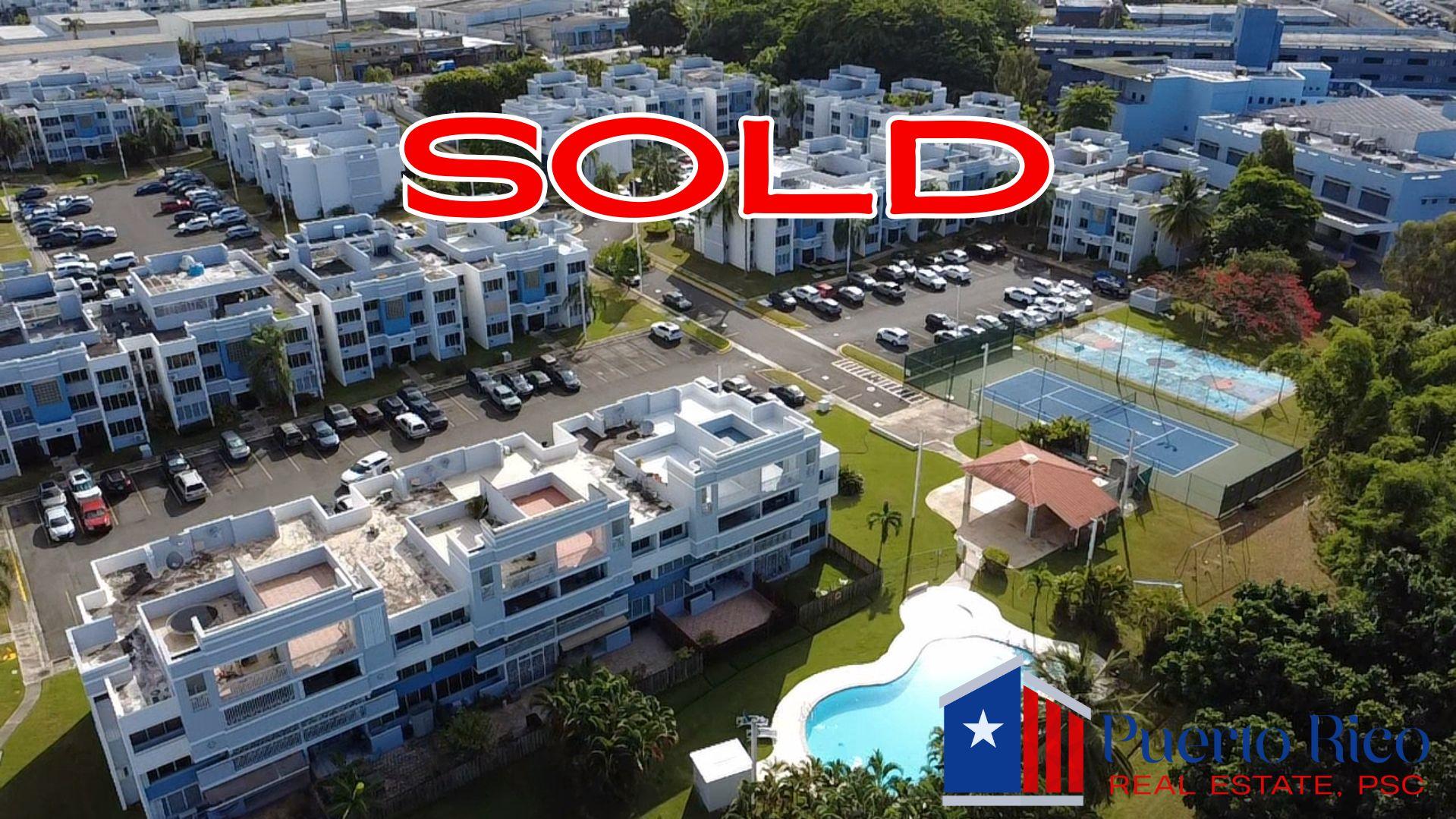 Condo Chalets Del Parque 9-B-5, Guaynabo, 00969